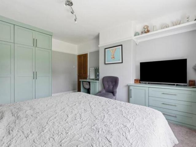 3 bedroom semi detached house for sale in Manchester Road, Sheffield, S10