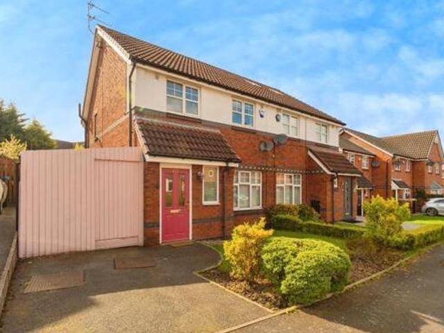 3 Bedroom Semi detached House For Sale In Manchester
