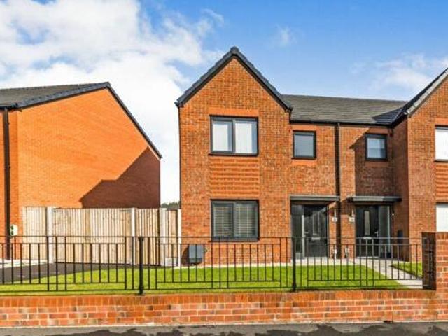 3 Bedroom Semi detached House For Sale In Manchester