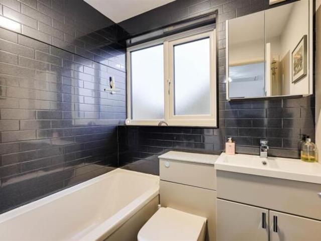 3 bedroom semi detached house for sale in Mander Way, Cambridge, CB1