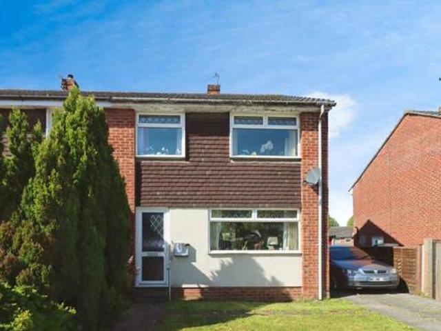 3 Bedroom Semi detached House For Sale In Mangotsfield
