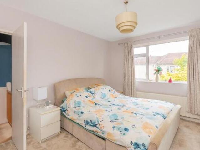 3 bedroom semi detached house for sale in Mangotsfield Road, Mangotsfield, BS16