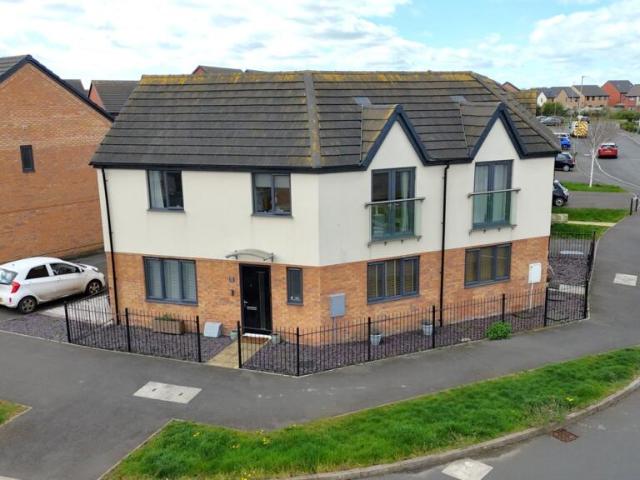 3 bedroom semi detached house for sale in Manor Drive, Gunthorpe, Peterborough, PE4