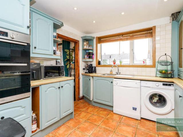 3 bedroom semi detached house for sale in Manor Road, Rothwell, Leeds, LS26 0RD, LS26