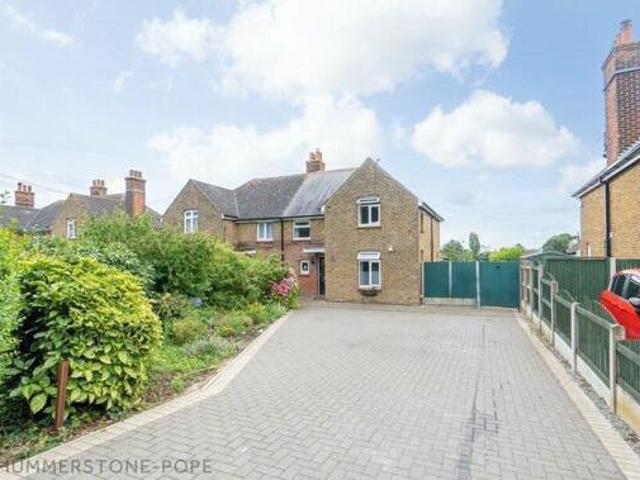 3 Bedroom Semi detached House For Sale In Manston