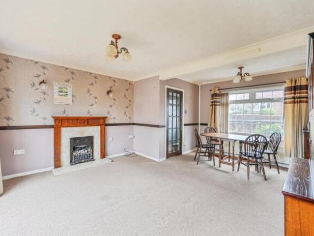 3 bedroom semi detached house for sale in Madison Avenue, Chaddesden, Derby, DE21