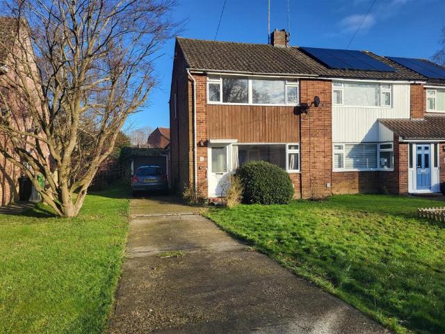 3 bedroom semi detached house for sale in Madison Way, Sevenoaks, TN13