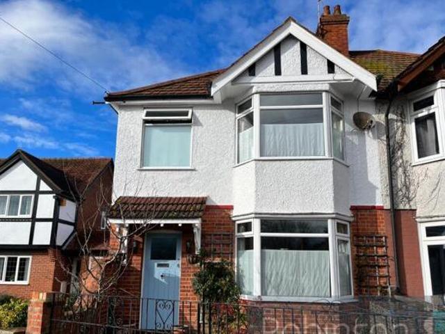 3 Bedroom Semi detached House For Sale In Maidenhead