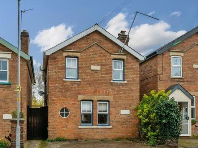 3 Bedroom Semi detached House For Sale In Malvern