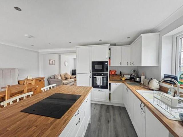3 bedroom semi detached house for sale in Mallard Close, Plymouth, PL7