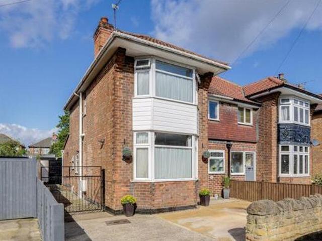 3 Bedroom Semi detached House For Sale In Mapperley, Nottinghamshire