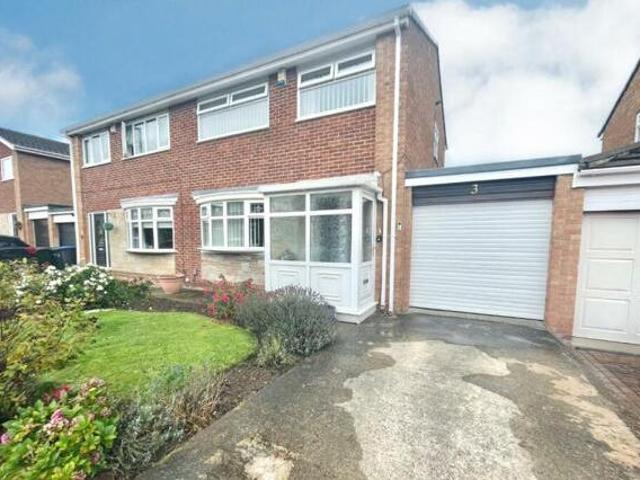3 Bedroom Semi detached House For Sale In Marton in cleveland