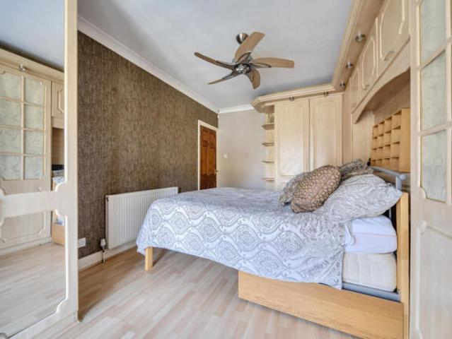 3 bedroom semi detached house for sale in Marvels Lane, London, SE12