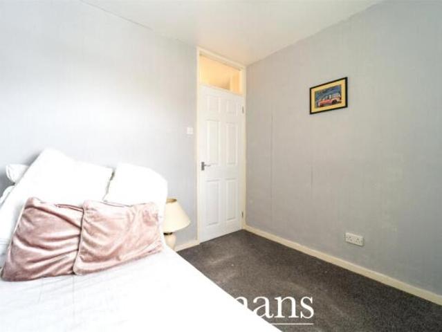 3 bedroom semi detached house for sale in Marbury Close, Birmingham, West Midlands, B38
