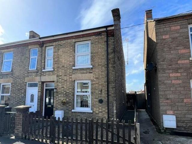 3 Bedroom Semi detached House For Sale In March, Cambs