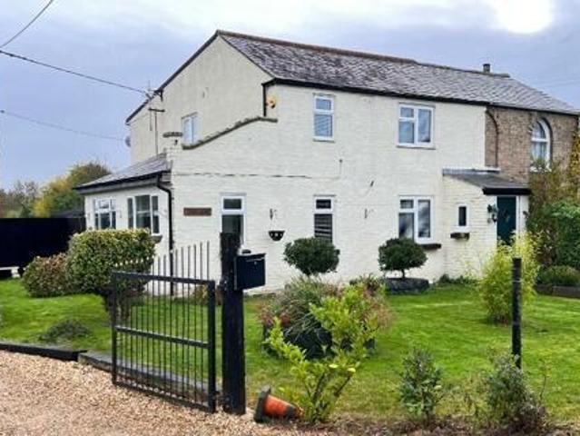 3 Bedroom Semi detached House For Sale In March, Cambridgeshire