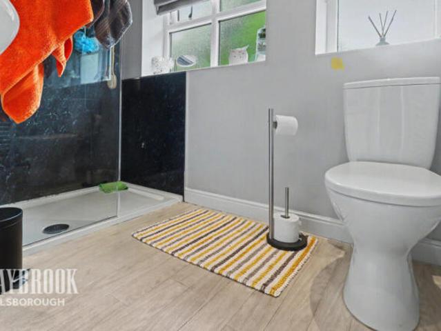 3 bedroom semi detached house for sale in Marchwood Road, Sheffield, S6