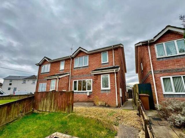3 Bedroom Semi detached House For Sale In Markham