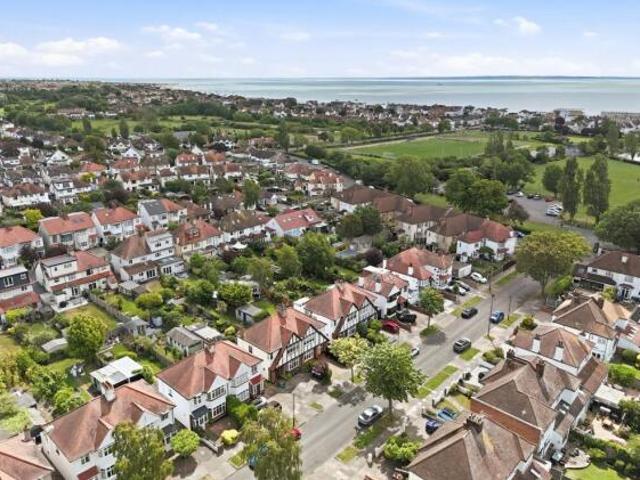 3 bedroom semi detached house for sale in Marlborough Road, Southchurch Park Area, Essex, SS1