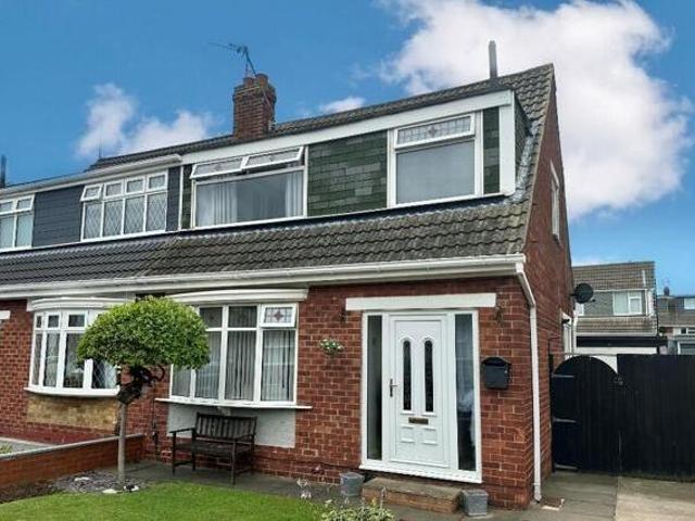 3 Bedroom Semi detached House For Sale In Marske by the sea