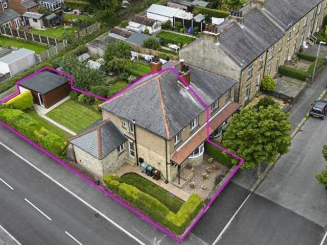 3 Bedroom Semi detached House For Sale In Marsh, Huddersfield