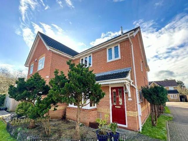 3 Bedroom Semi detached House For Sale In Marston Moretaine, Bedfordshire
