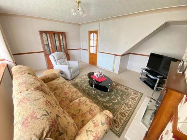 3 bedroom semi detached house for sale in Masefield Road, Blurton, Stoke on Trent, ST3 2EX, ST3