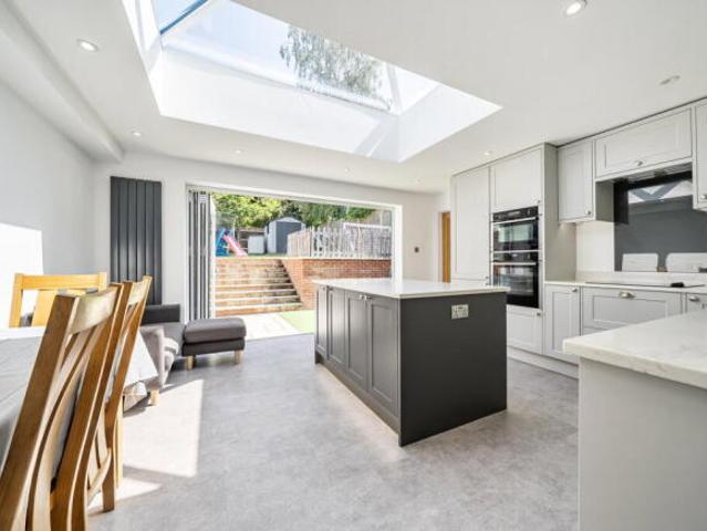 3 bedroom semi detached house for sale in Mathias Walk Basingstoke RG22 4EQ, RG22