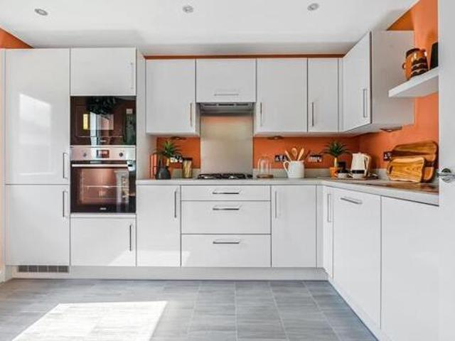 3 Bedroom Semi detached House For Sale In Maybury, Edinburgh