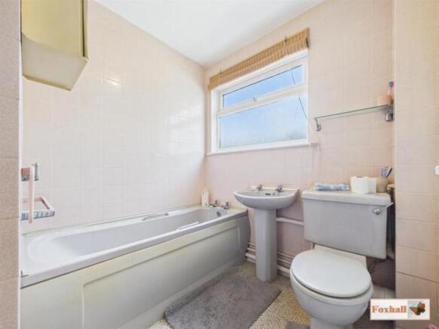 3 bedroom semi detached house for sale in Maycroft Close, Ipswich, IP1