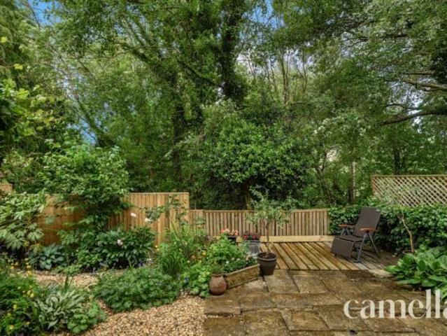 3 bedroom semi detached house for sale in Meadow Park, Bathford, BA1