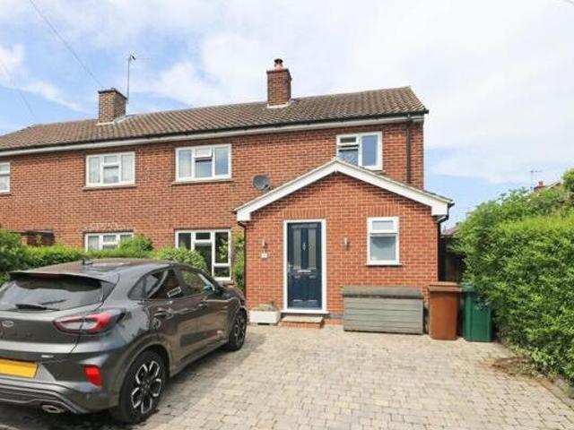 3 Bedroom Semi detached House For Sale In Melbourne
