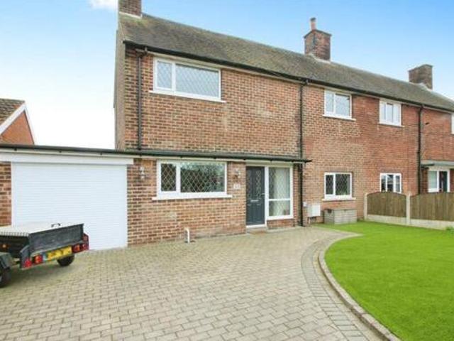 3 Bedroom Semi detached House For Sale In Micklefield
