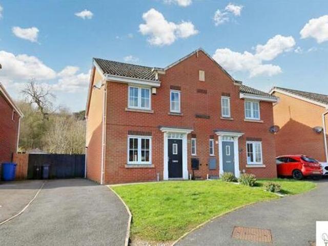 3 Bedroom Semi detached House For Sale In Milton