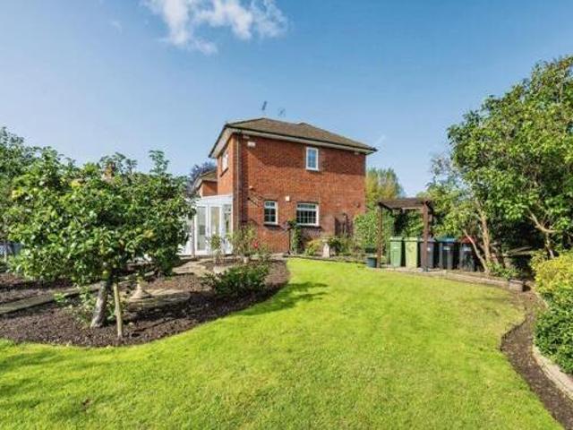 3 Bedroom Semi detached House For Sale In Milton Keynes, Buckinghamshire