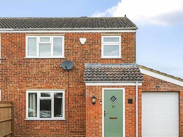 3 Bedroom Semi detached House For Sale In Milton Keynes, Buckinghamshire