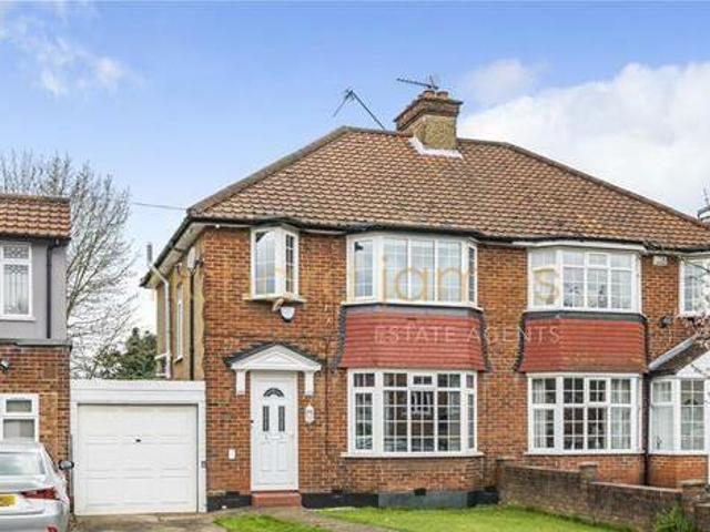 3 Bedroom Semi detached House For Sale In Mill Hill, London