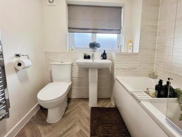 3 bedroom semi detached house for sale in Mill Stock Way, Bradford, BD2 3GJ, BD2