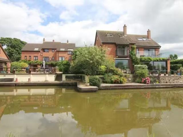 3 bedroom semi detached house for sale in Mill Wharf, Waverton.