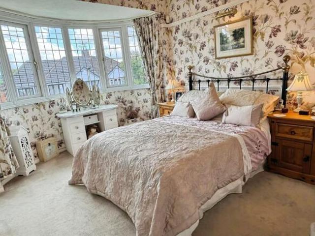 3 bedroom semi detached house for sale in Millersdale Avenue, Leicester, LE5