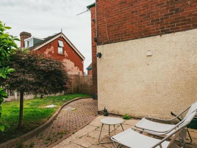 3 bedroom semi detached house for sale in Millmount Road, Sheffield, S8