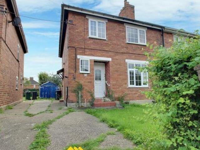 3 Bedroom Semi detached House For Sale In Moorends