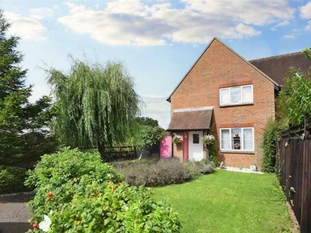 3 Bedroom Semi detached House For Sale In Moorside
