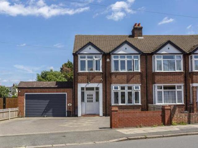 3 Bedroom Semi detached House For Sale In Morden