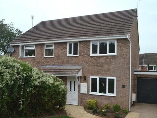 3 Bedroom Semi detached House For Sale In Moreton on lugg