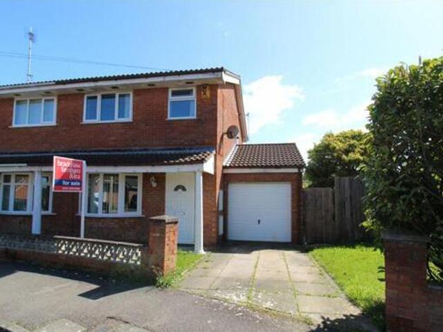 3 Bedroom Semi detached House For Sale In Moreton, Wirral