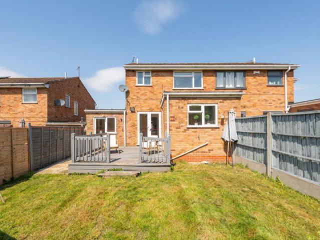 3 bedroom semi detached house for sale in Morris Drive, Whitnash, Leamington Spa, CV31 2RQ, CV31