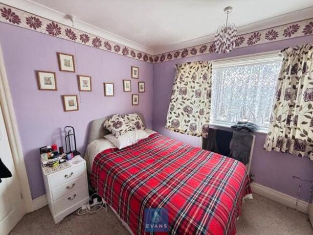 3 bedroom semi detached house for sale in Moseley Avenue, Coventry, CV6
