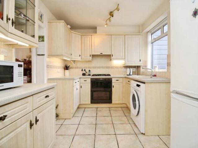 3 bedroom semi detached house for sale in Mossdale Road, Braunstone Town, LE3