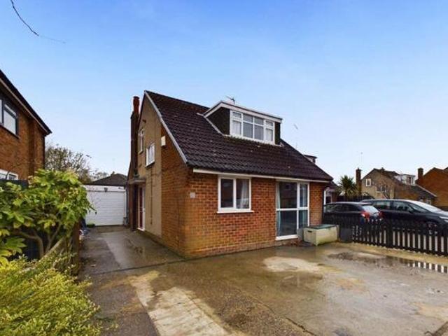 3 Bedroom Semi detached House For Sale In Moulton
